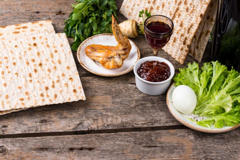 How People Celebrate The Last Two Days Of Passover - Werbylo | We rise ...